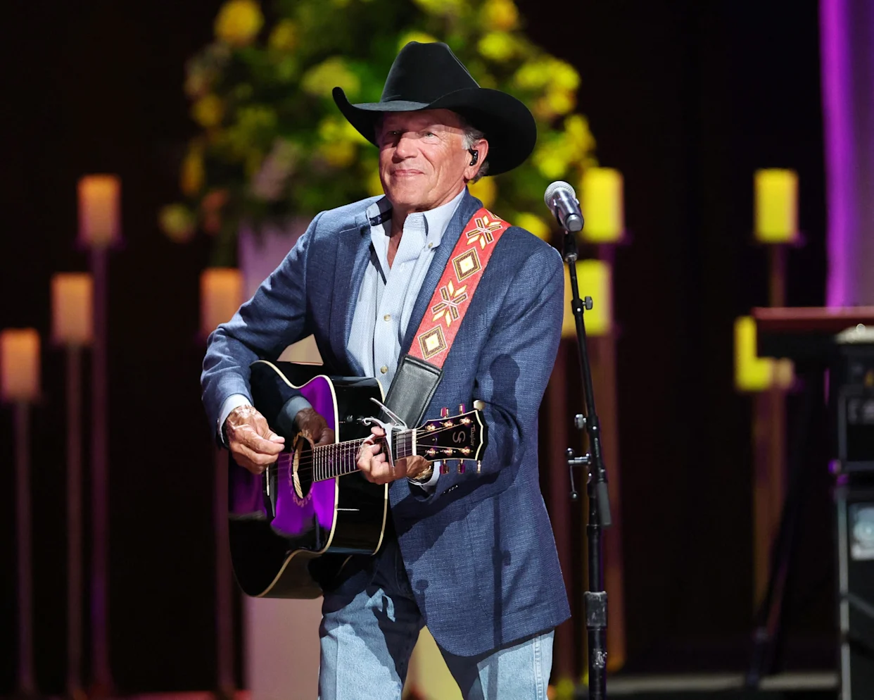 SAD NEWS: Just Minutes Ago — George Strait Suffers Major Stroke; Fans ...