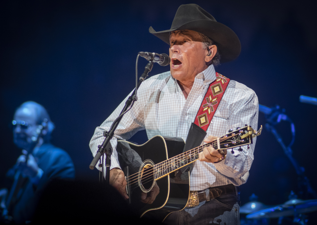 BREAKING NEWS: THE SUPER BOWL JUST GOT LOUDER! GEORGE STRAIT AND KID ...