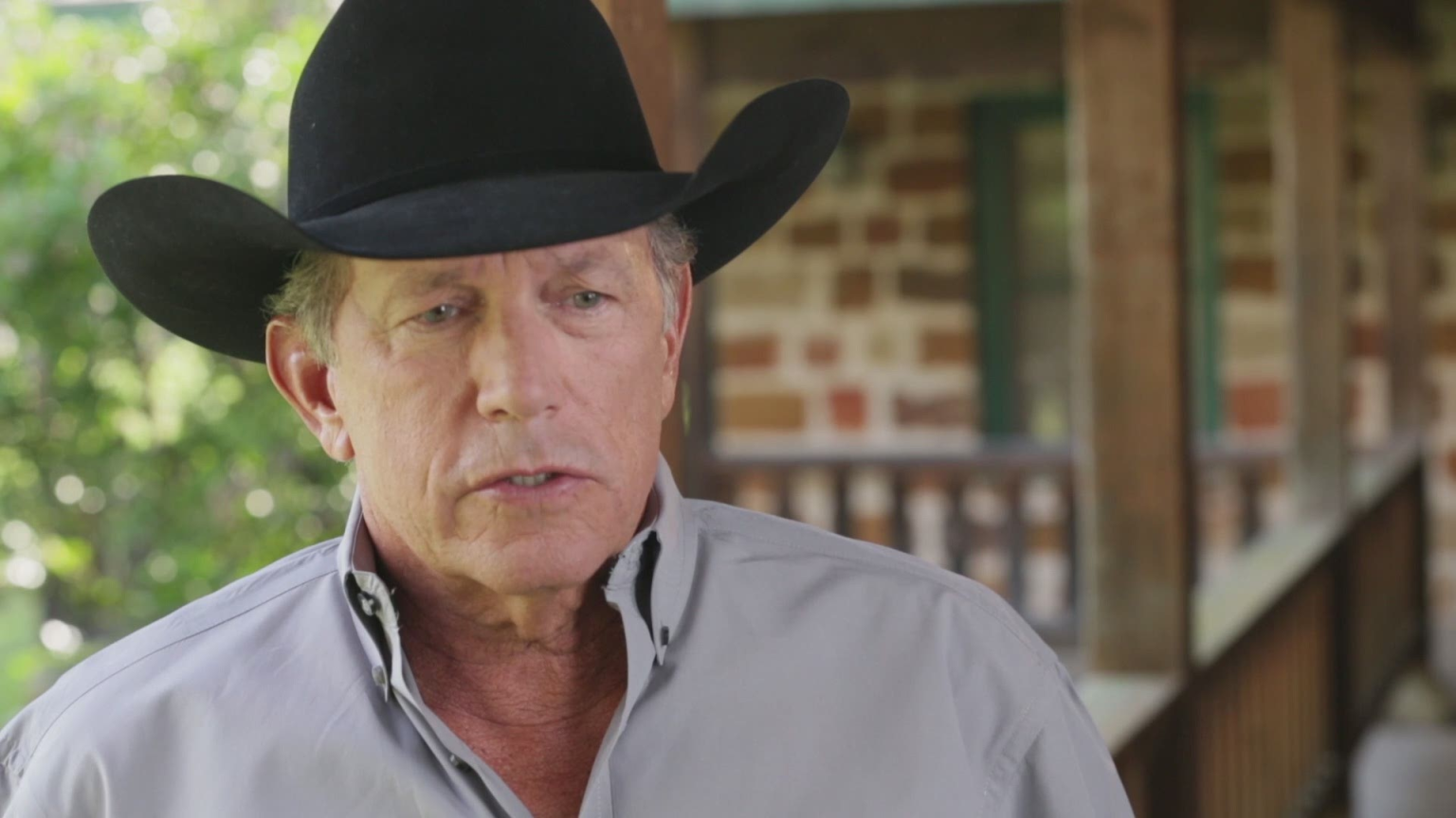 1 MINUTE AGO: SOCIAL MEDIA ERUPTS OVER CLAIMS OF A WARRANT INVOLVING ...